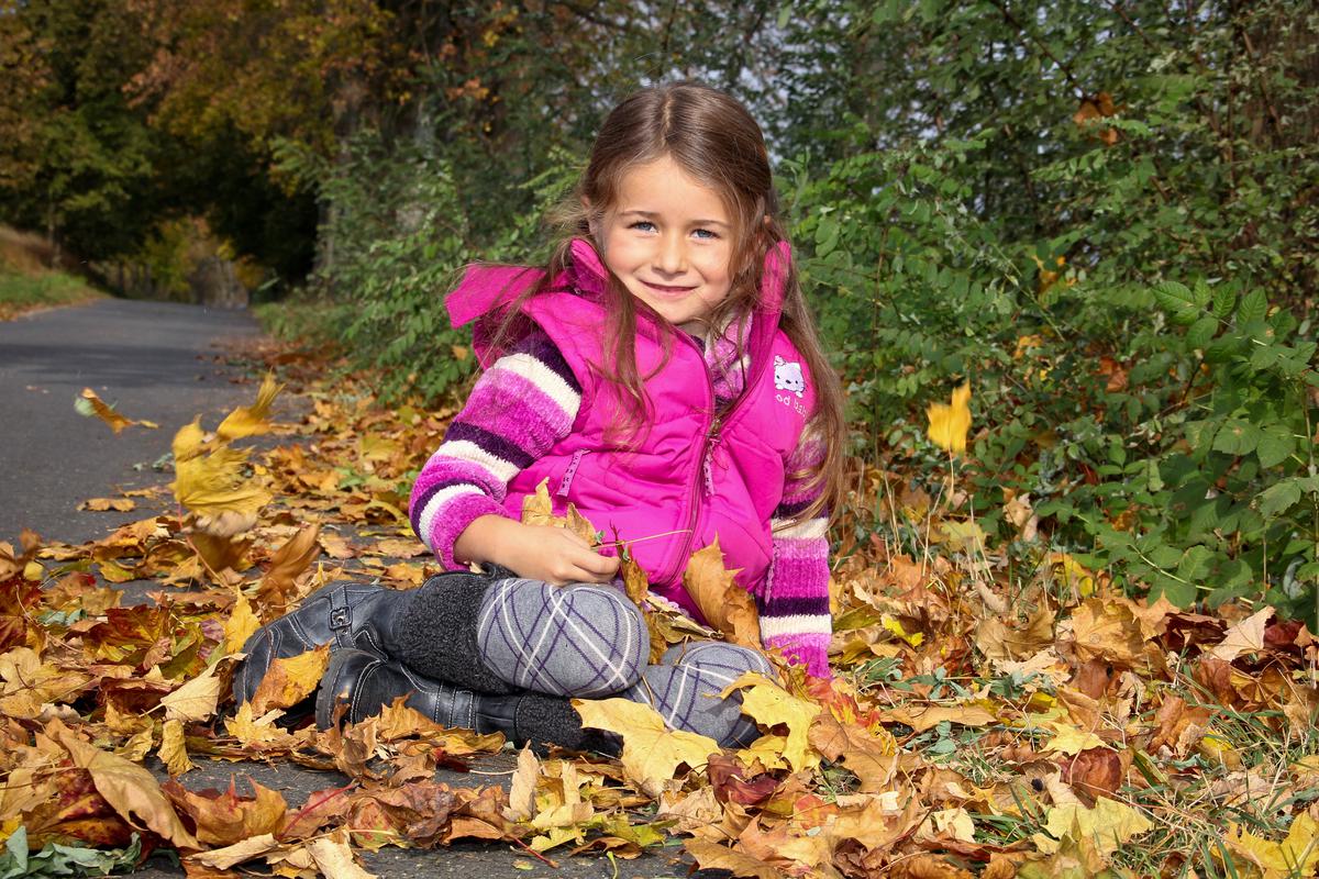 2011-10-25 Nikolka a Anetka – nikold – album na Rajčeti